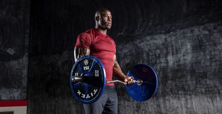 WBFF World Champion Wole Adesemoye and MaxiNutrition